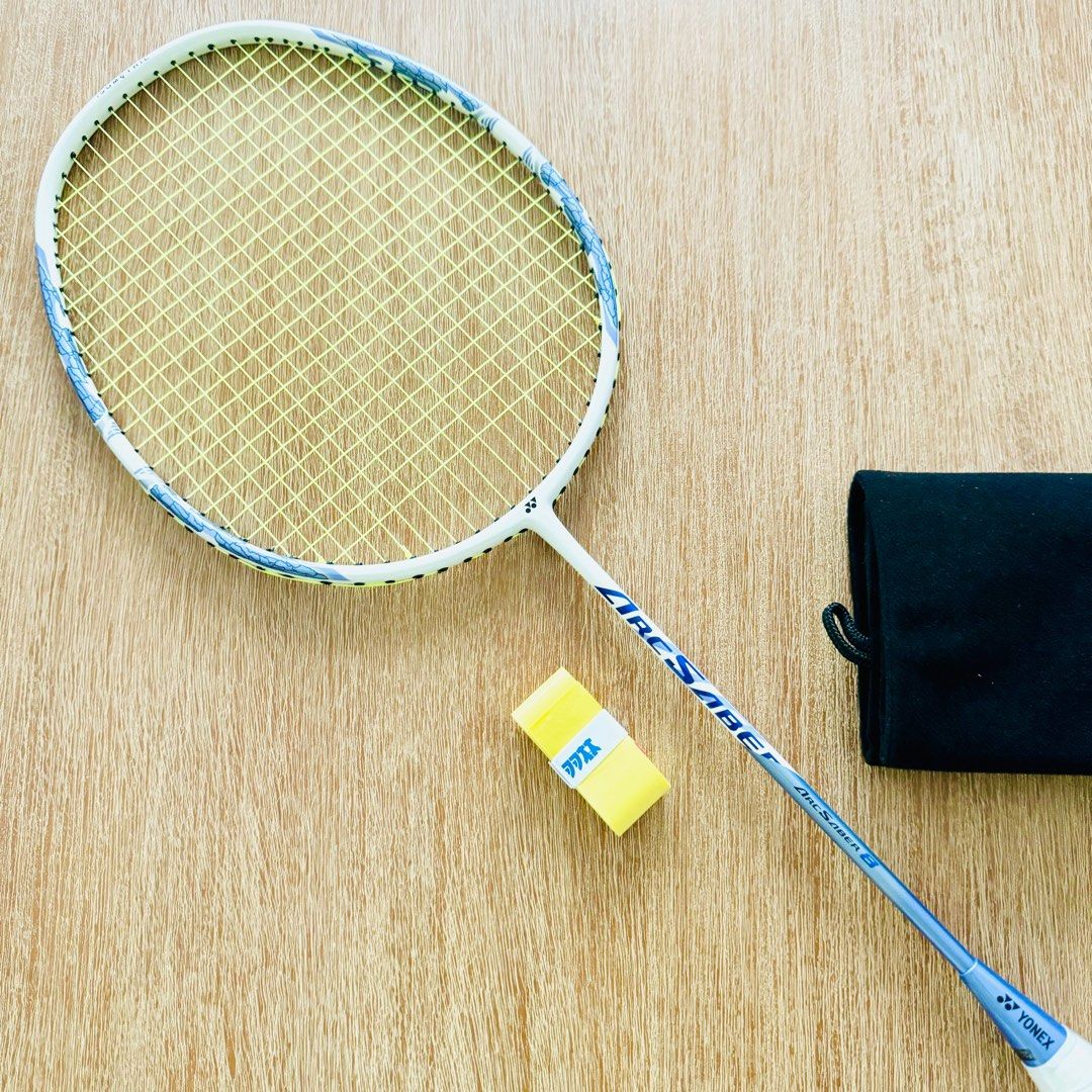 [Bundle] Brand New Yonex Arcsaber 8 5UG5 5U G5 Badminton Racket strung ...