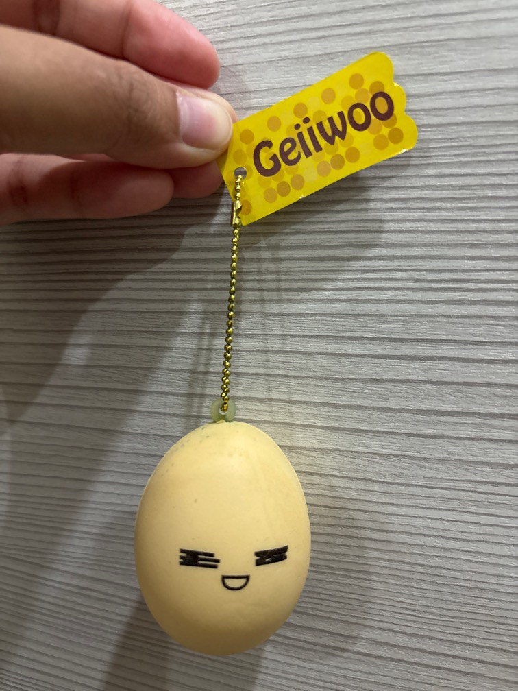 Geiiwoo Egg Squishy, Hobbies & Toys, Toys & Games on Carousell