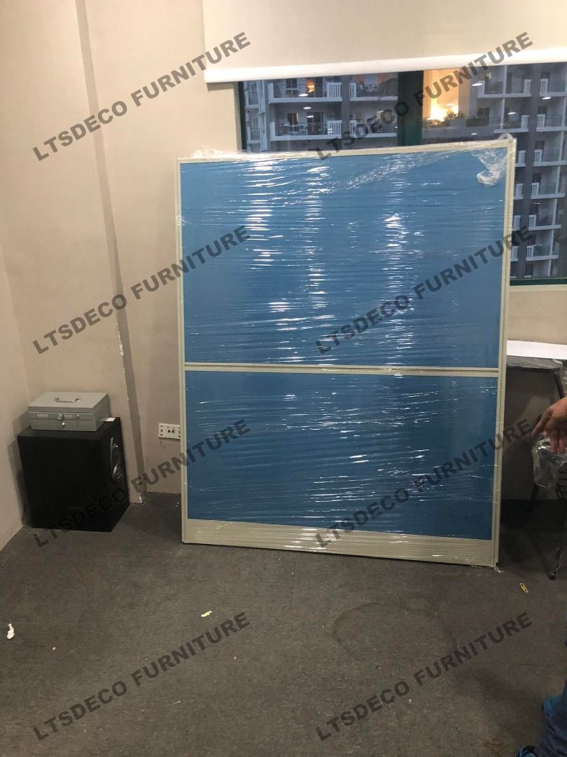 HIGH PANEL WORKSTATION PARTITION | OFFICE PARTITION, Furniture & Home ...