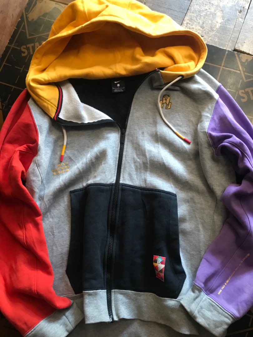 Kyrie Irving Nike Basketball Jacket, Men's Fashion, Coats, Jackets and ...