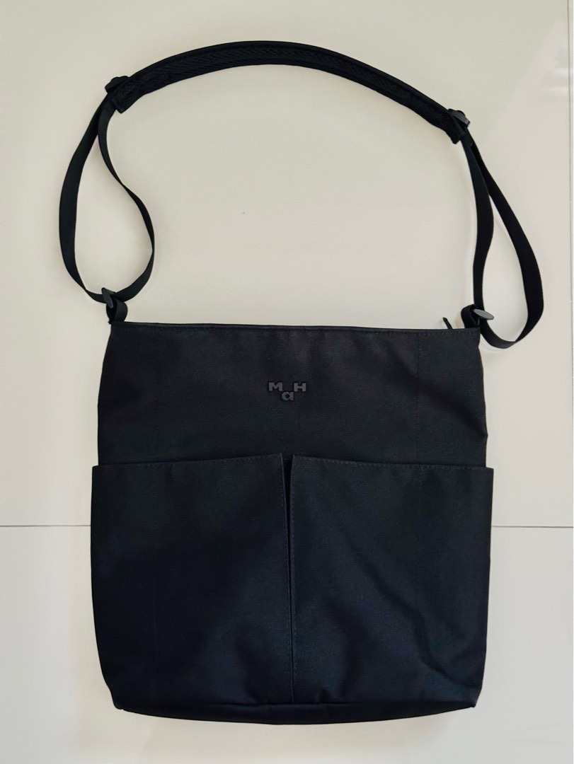 MAH 3047 Line C-600 Crossbody Bag, Men's Fashion, Bags, Sling Bags on ...