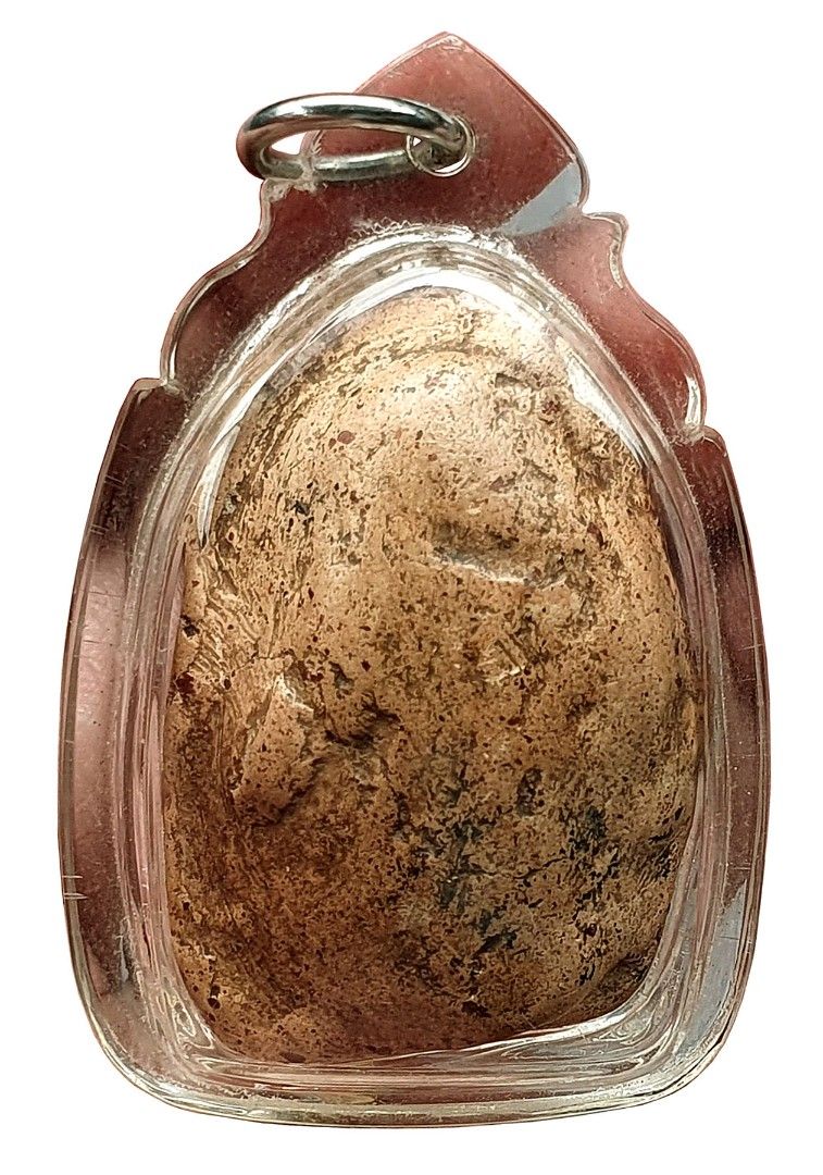 Phra Pim (Pean) Lamphun amulet, Hobbies & Toys, Memorabilia ...