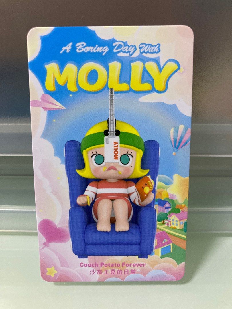 Popmart Molly (A Boring Day with Molly: Couch Potato Forever), 興趣及遊戲 ...