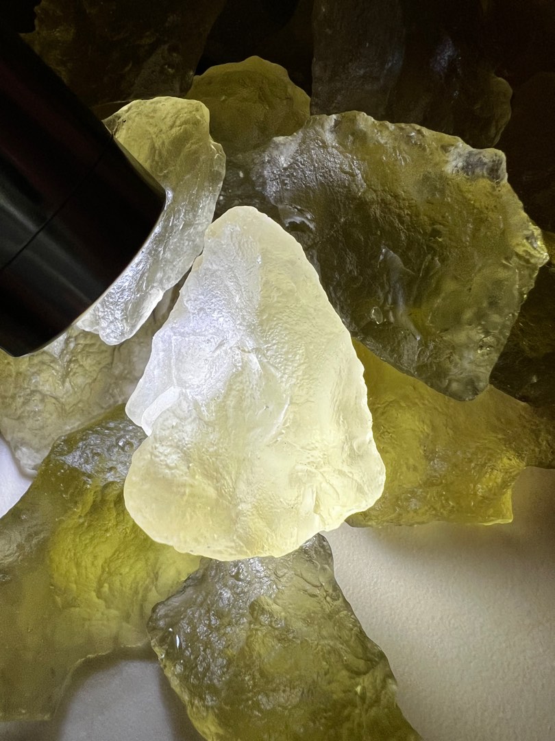 RARE high quality 黄金利比亚陨石原石 Libyan Desert Glass Meteorite Raw Stone ...