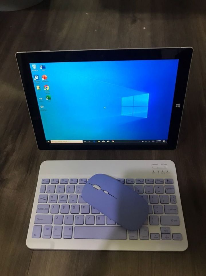 Ready Stock Ori Used Surface 3 4gb 64gb Computers And Tech Desktops On Carousell