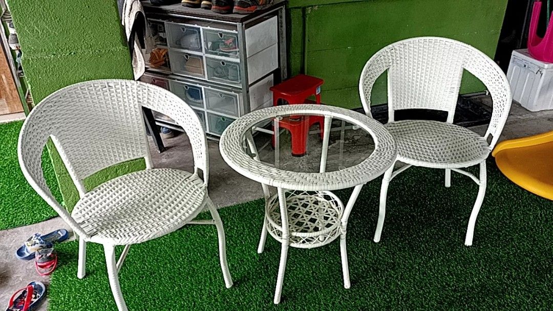 Set Meja Kerusi Outdoor, Furniture & Home Living, Outdoor Furniture on ...