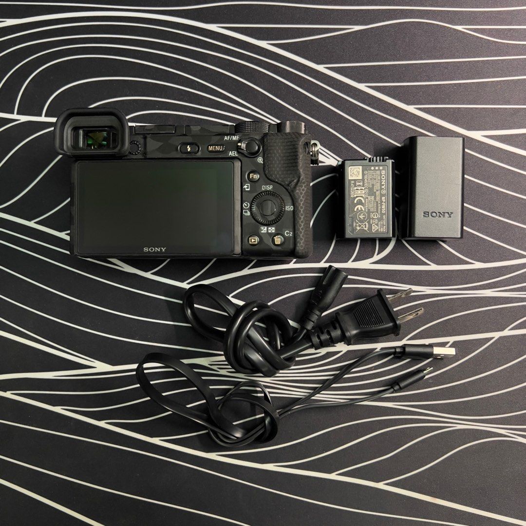 Sony a6400 Mirrorless Camera (8,779 Shutter Count) - Complete with box., Photography, Cameras on ...