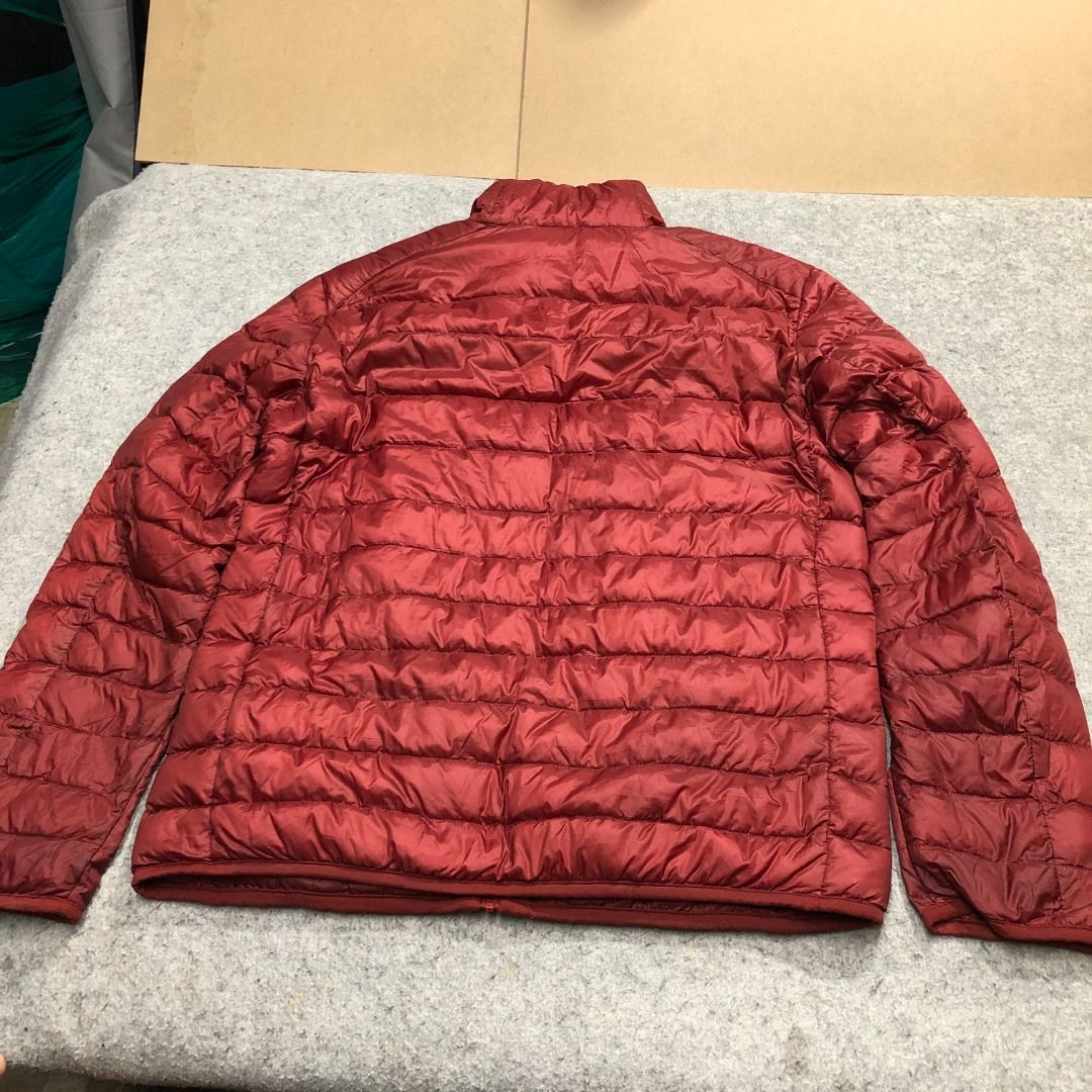 UNIQLO Ultra Light Red Puffer Puff Winter Snow Jacket Size Mens Medium ...