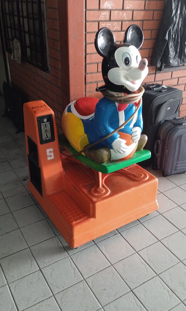 Vintage kiddie ride, Hobbies & Toys, Collectibles & Memorabilia, Vintage Collectibles on Carousell