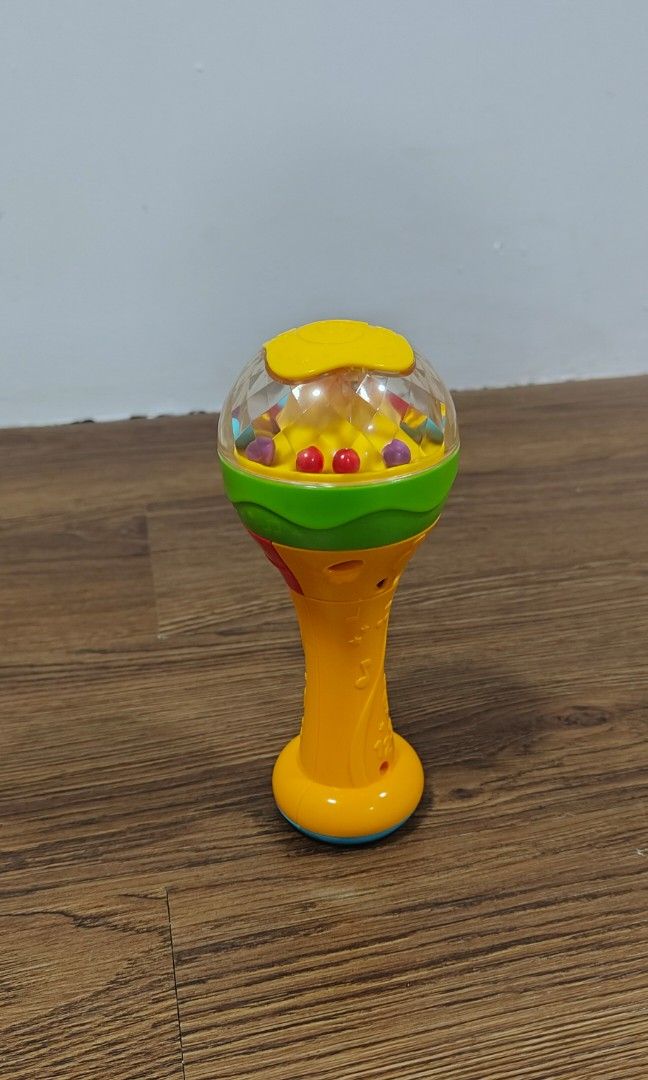 LeapFrog Learn and Groove Shakin Colors Maracas, Hobbies & Toys, Toys ...