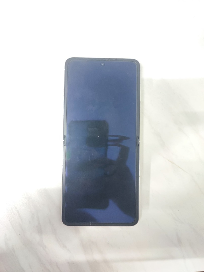 Oppo Find N3 Flip Cream Gold 256GB, Mobile Phones & Gadgets, Mobile ...