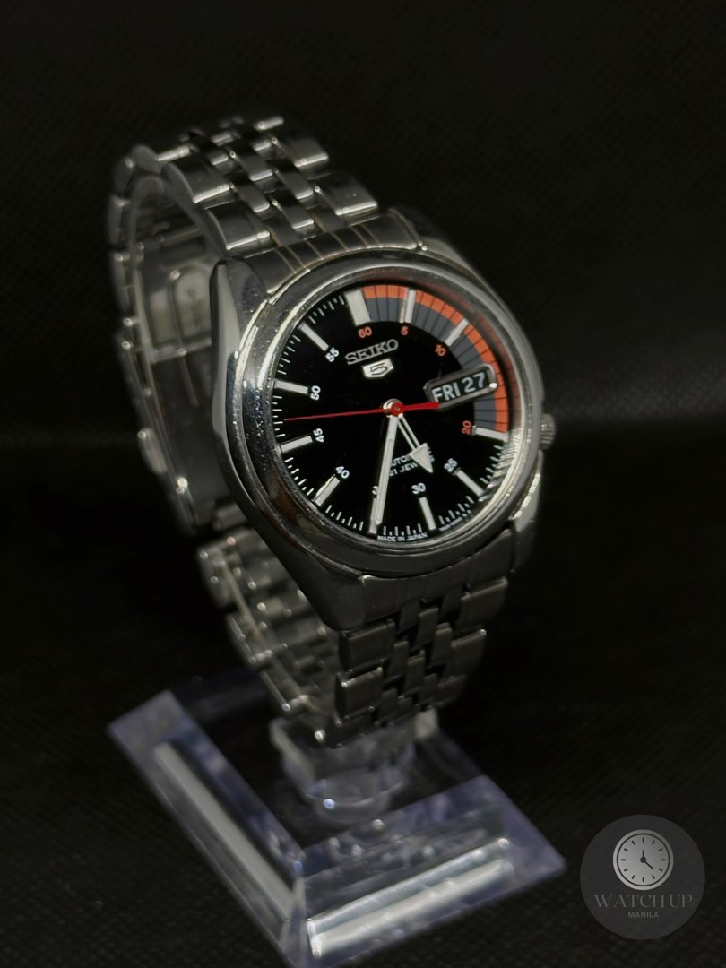 Seiko 5 SNK375, Men's Fashion, Watches & Accessories, Watches on Carousell