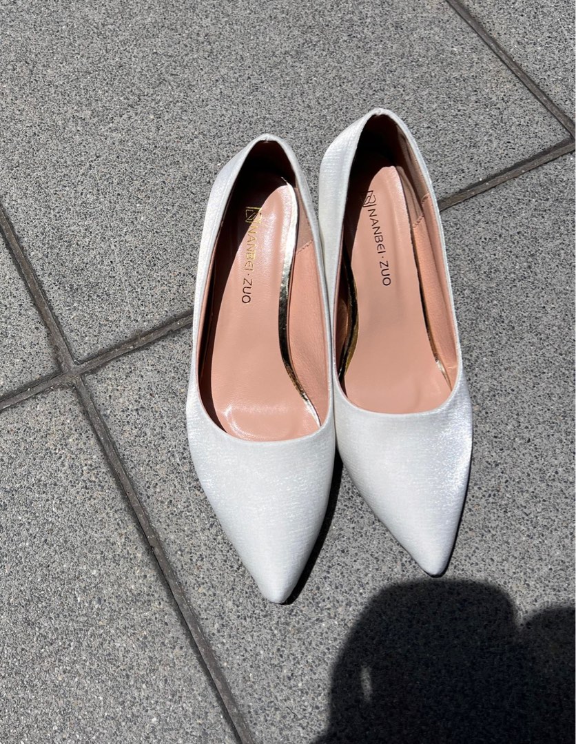 WHITE HEELS NIKAH, Women's Fashion, Footwear, Heels on Carousell