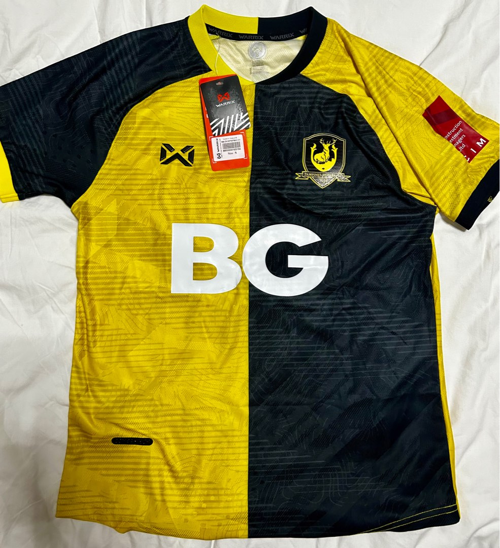 Wow! 100% Authentic Brand New Warrix BG Tampines Rovers Home Kit Glenn ...
