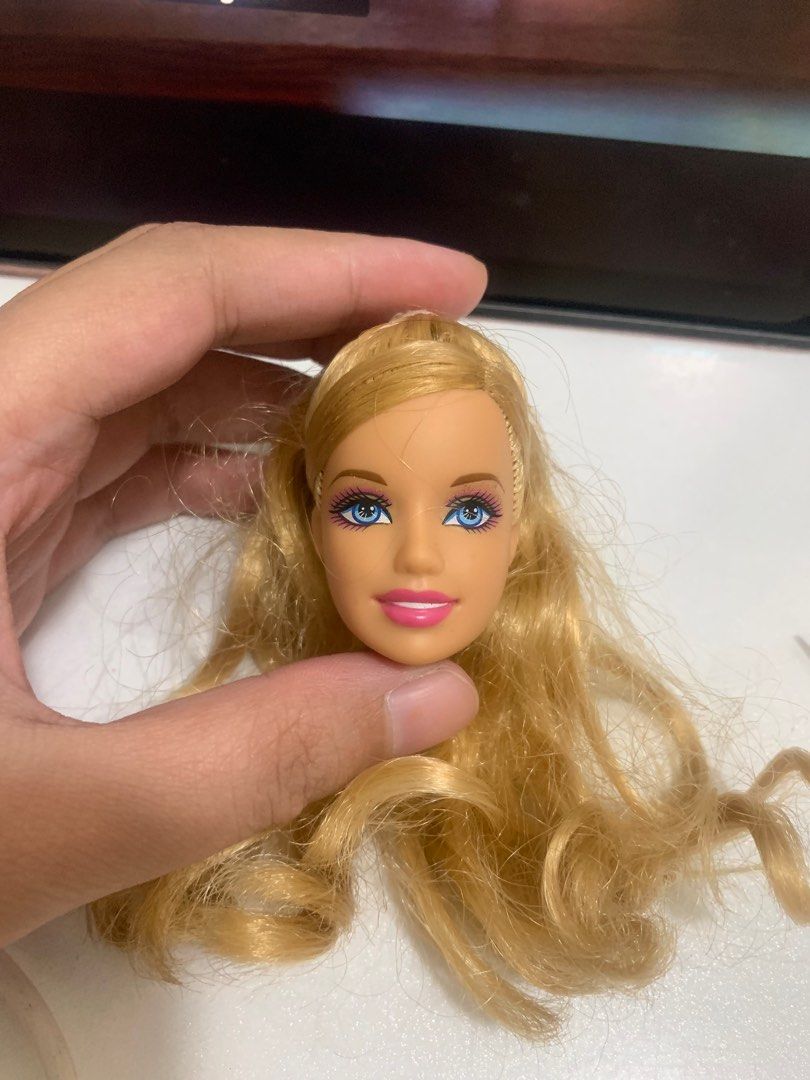 Barbie doll head 2000s movie, Hobbies & Toys, Toys & Games on Carousell