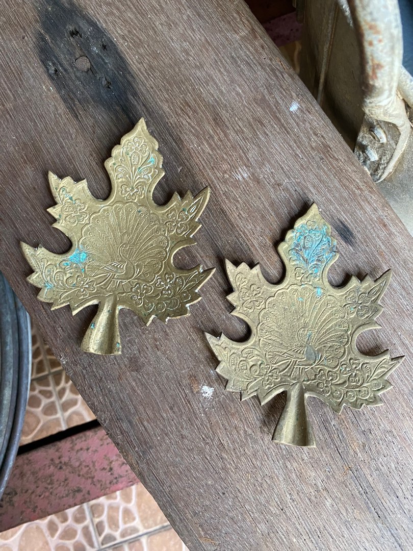 Dekorasi Daun Burung Merak Tembaga Antik, Furniture & Home Living, Home ...