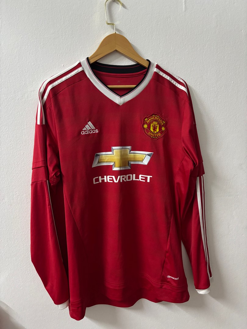 Jersey MU, Men's Fashion, Activewear on Carousell