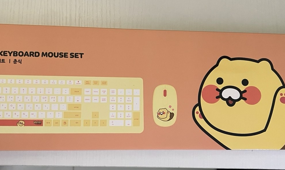 Kaokao friends keyboard mouse set, 電腦＆科技, 電腦周邊及配件, 電腦鍵盤及相關產品 - Carousell