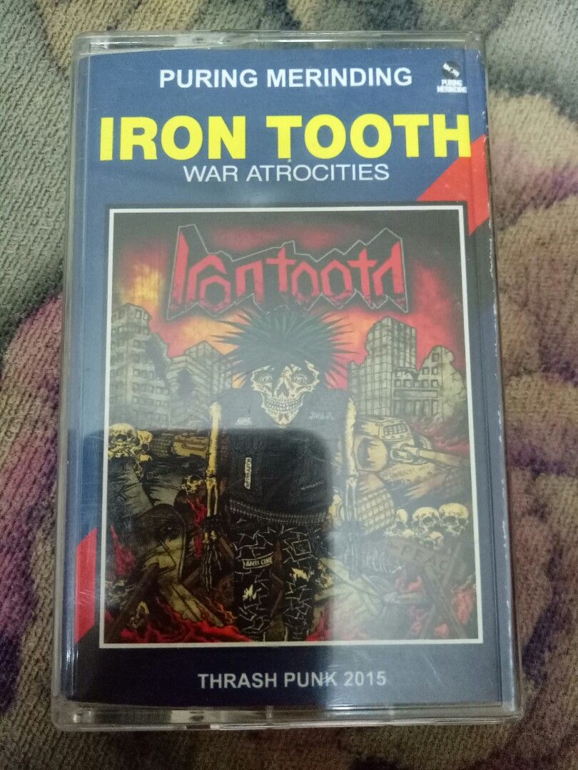 Kaset iron tooth-war atrocities, Hobbies & Toys, Music & Media, CDs ...