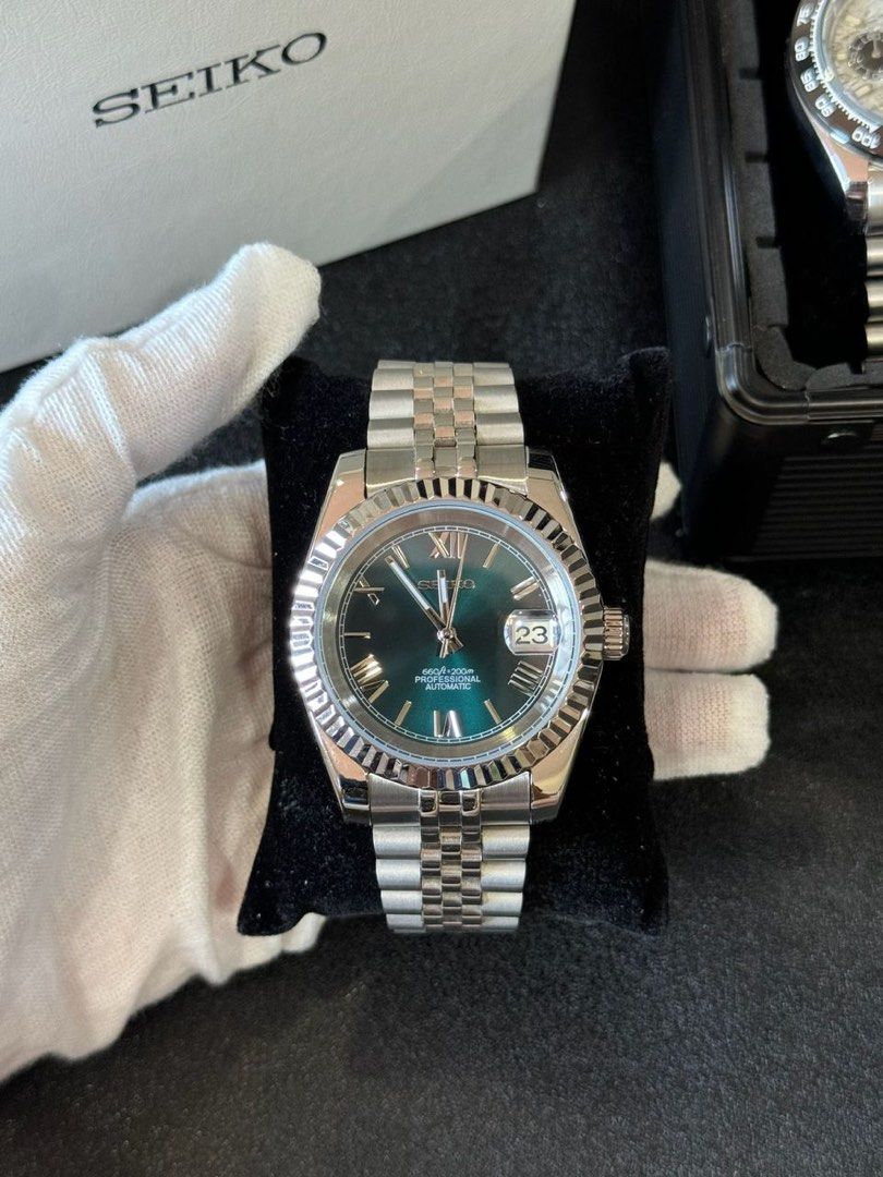 Seiko Mod x Datejust Green Roman Dial, Luxury, Watches on Carousell