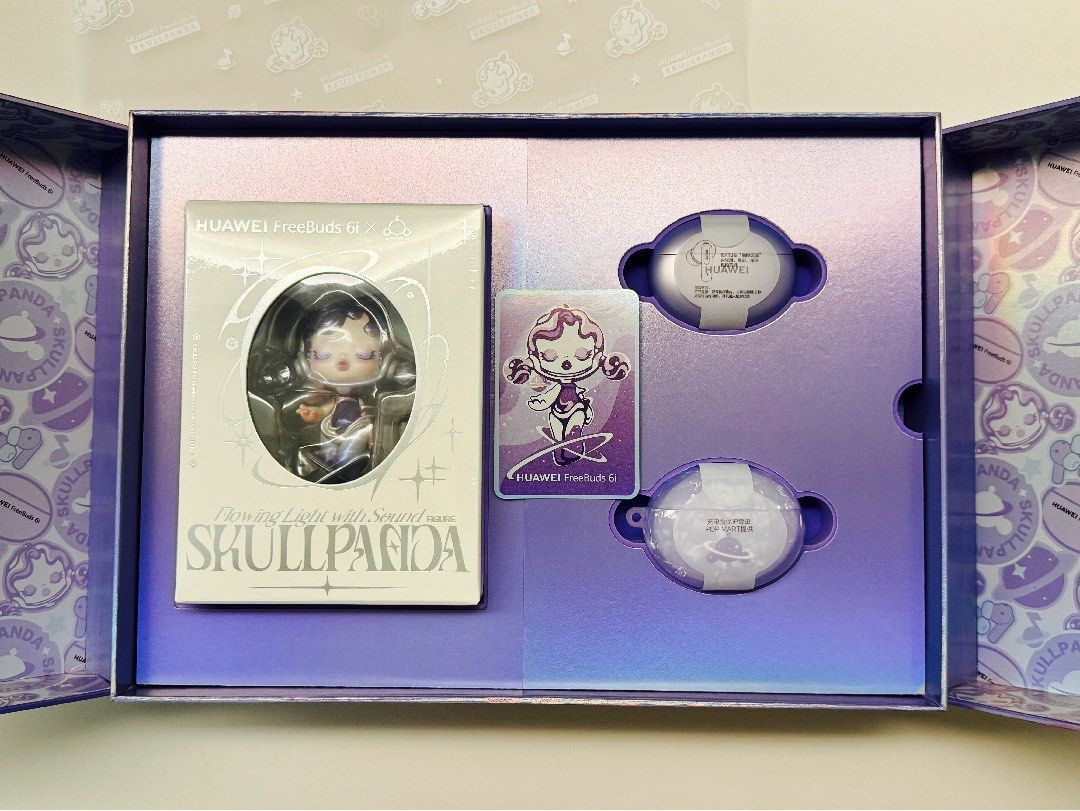 Skullpanda Flowing Light with Sound Figure Only (No Earbuds), Hobbies ...