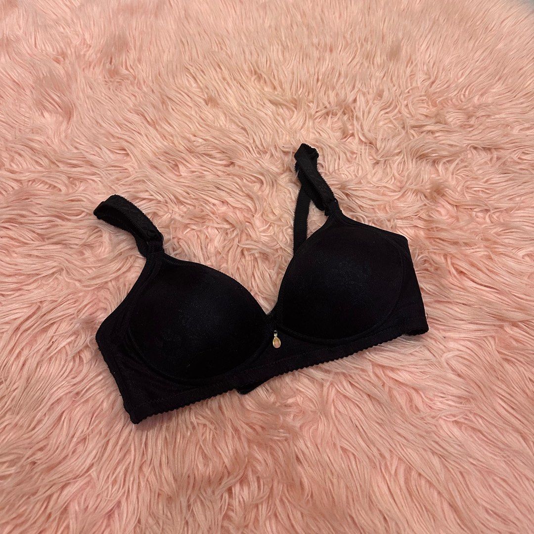 Women Innerwear / Bra, Women's Fashion, New Undergarments & Loungewear ...