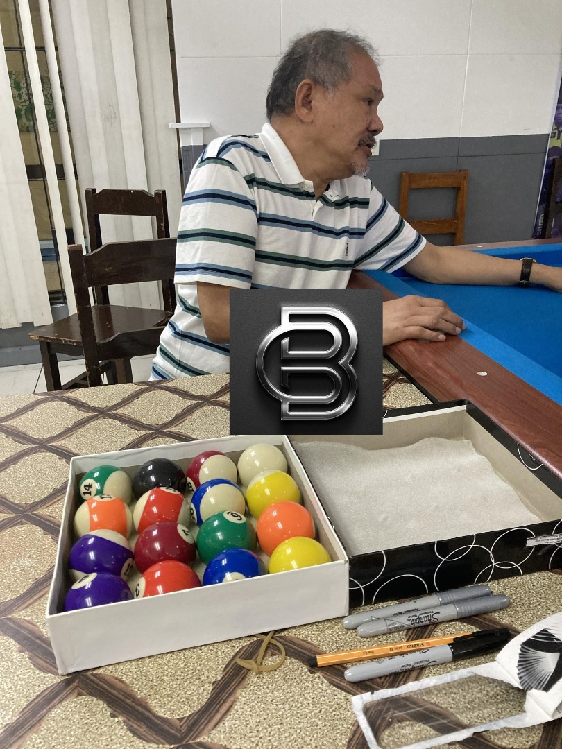 Autographed billiard balls by "The Magician", Hobbies & Toys ...