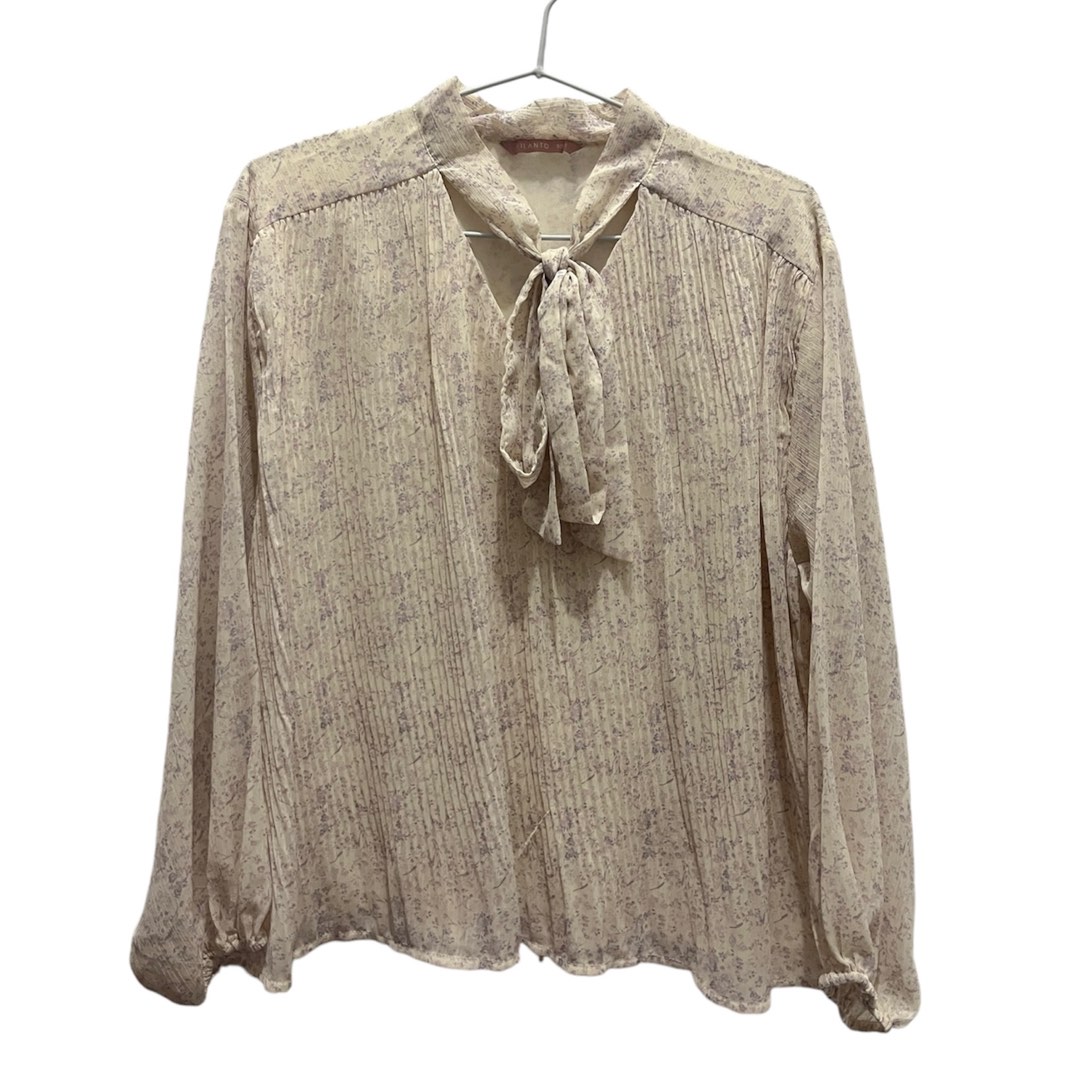 Filanto blouse, Women's Fashion, Tops, Blouses on Carousell