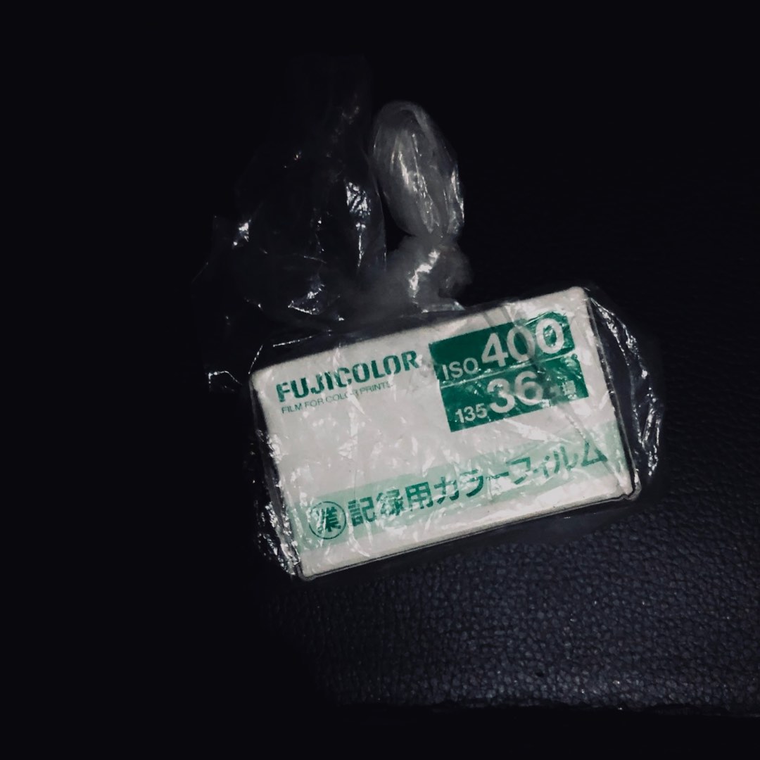 FUJICOLOR INDUSTRIAL 400 (FILM CAMERA), Photography, Cameras on Carousell