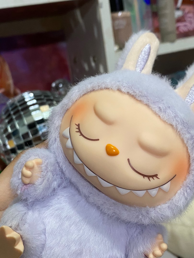 LABUBU V2 ZIZI, Hobbies & Toys, Toys & Games on Carousell