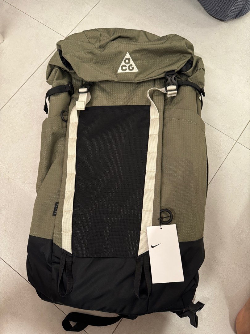 全新Nike ACG 36 Backpack Extra Large (44L), 男裝, 袋, 背包 - Carousell