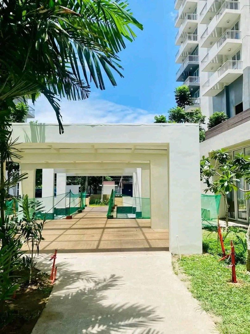 “Resorts type and Luxury type Condominium located at Pasig City, Lake ...