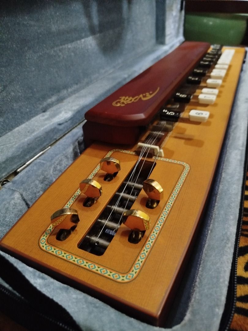 Suzuki 5-string Taishogoto w/ preamp - Nagoya Harp - Japanese Harp ...