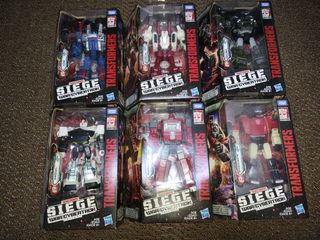 Hasbro Transformers Generation Selects Siege Deluxe Smokescreen and ...