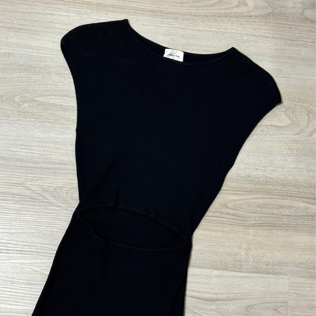 Aritzia Wilfred Lee Cut Out Black Ribbed Dress, Women's Fashion, Dresses & Sets, Dresses on ...