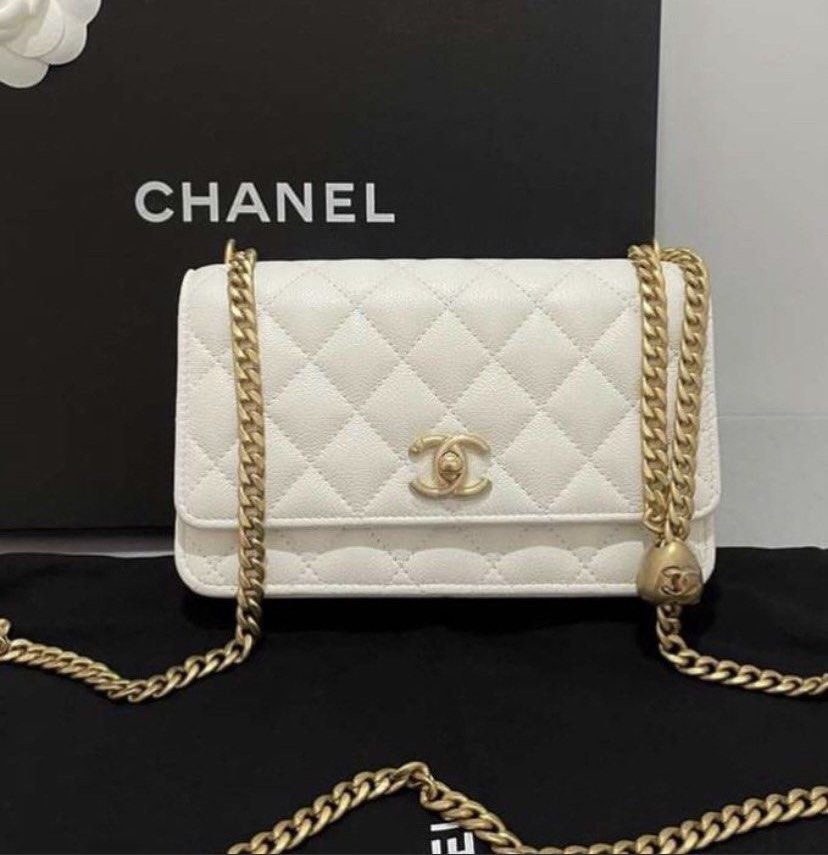 全新 Chanel 白色 24p Sweetheart Crush Woc white, 名牌, 手袋及銀包 - Carousell