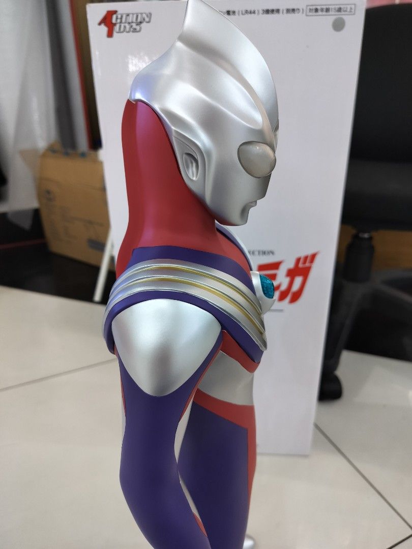 Action Toys Ultimate Vinyl Collection Ultraman Tiga > 2 feet, Hobbies ...