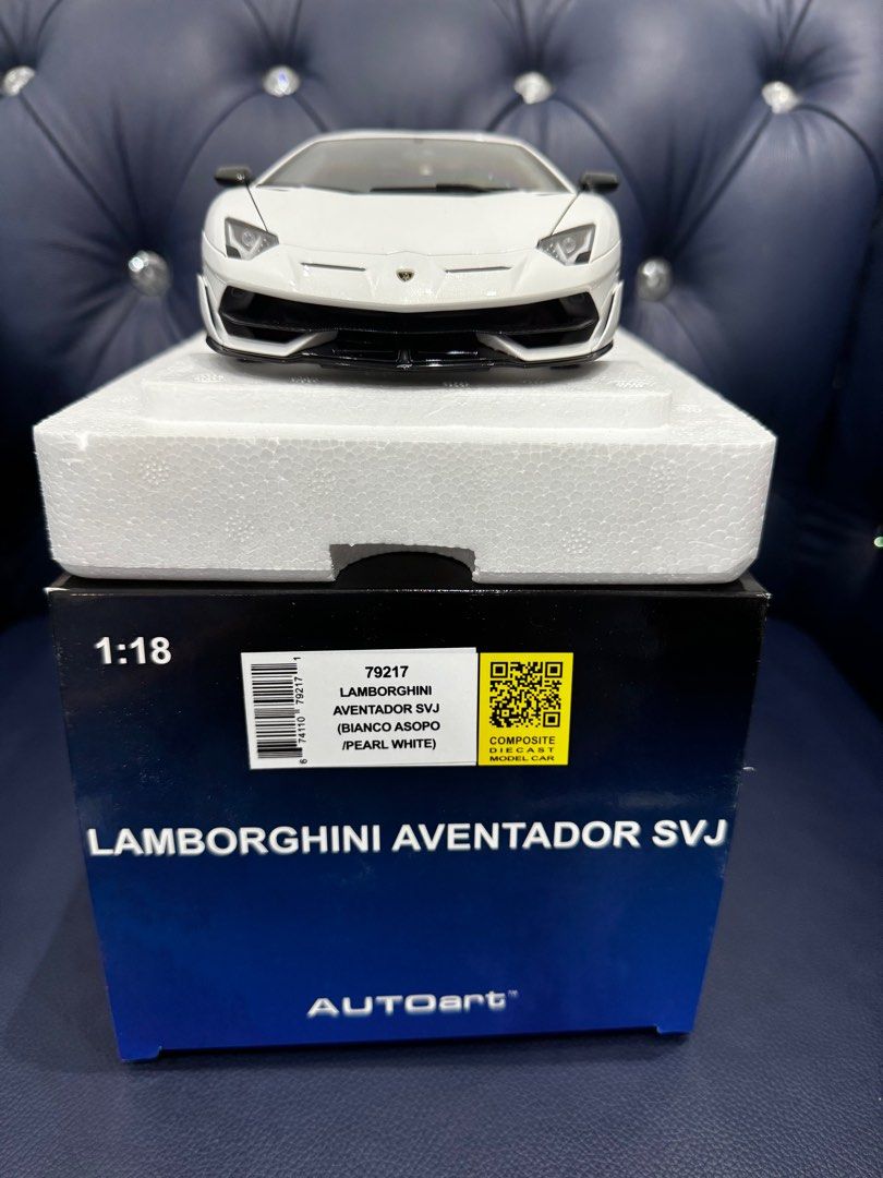 AUTOART LAMBORGHINI AVENTADOR SVJ, Hobbies & Toys, Collectibles ...