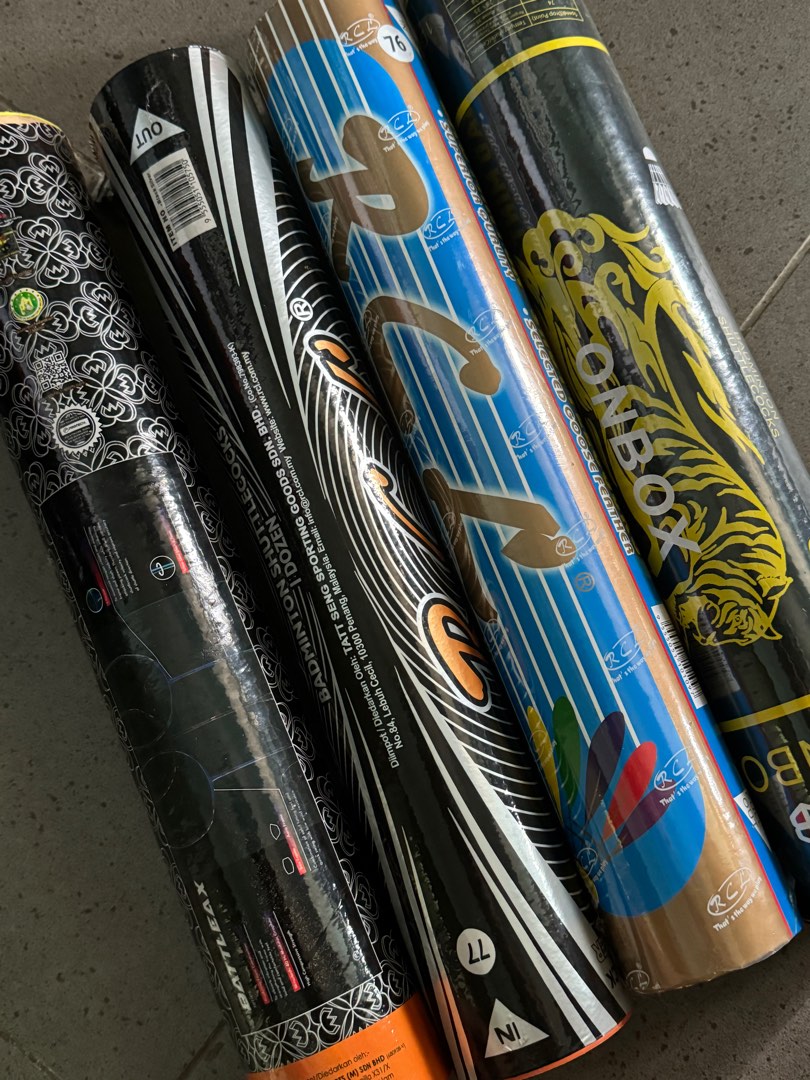 Badminton tube, Sports Equipment, Sports & Games, Racket & Ball Sports ...