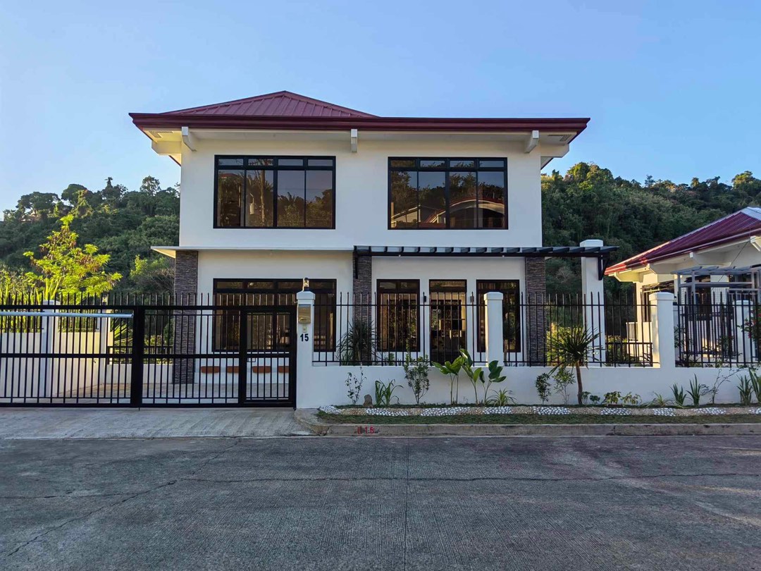 Brandnew spacious House and Lot at Sun Valley Residential Estates Phase ...