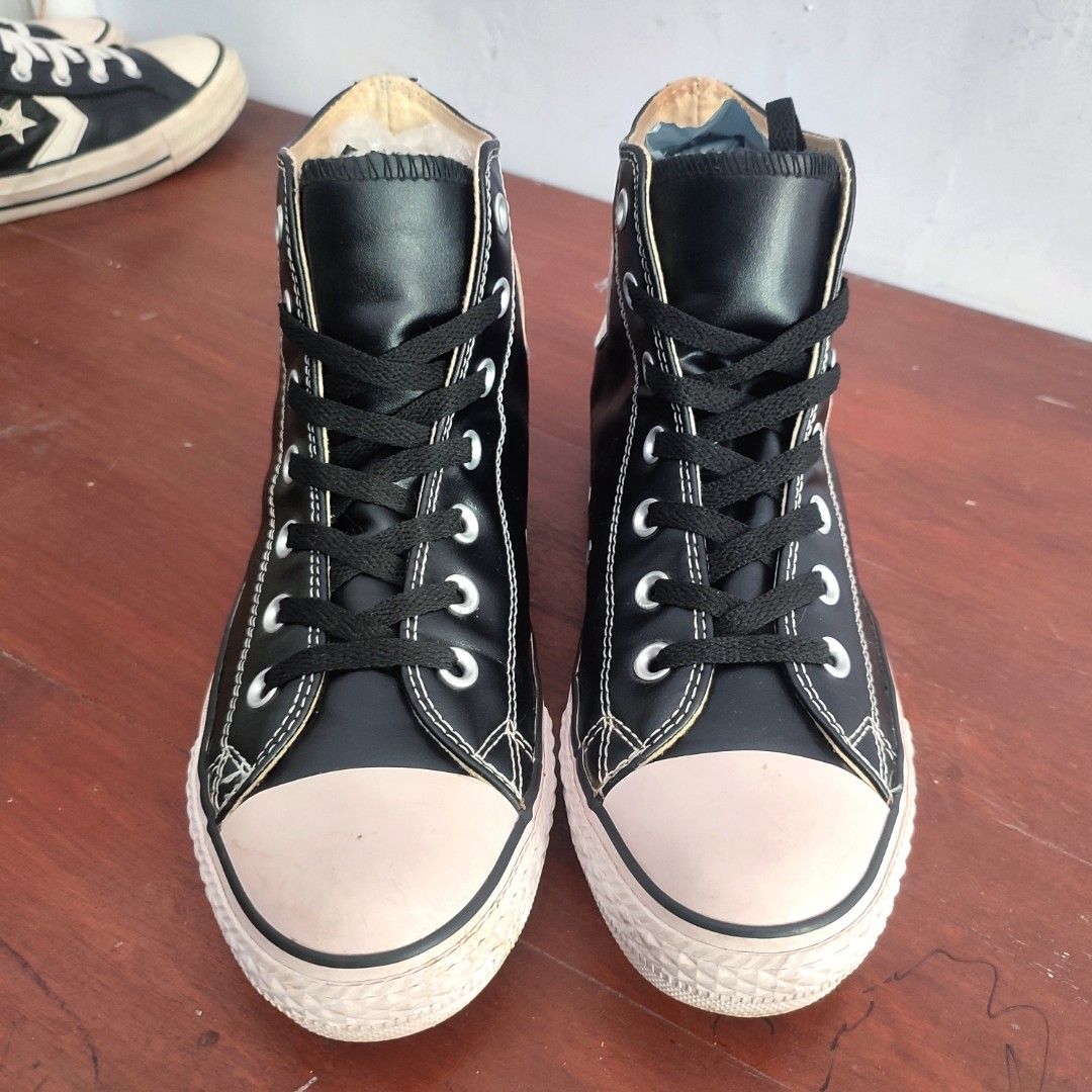 sepatu converse high kulit