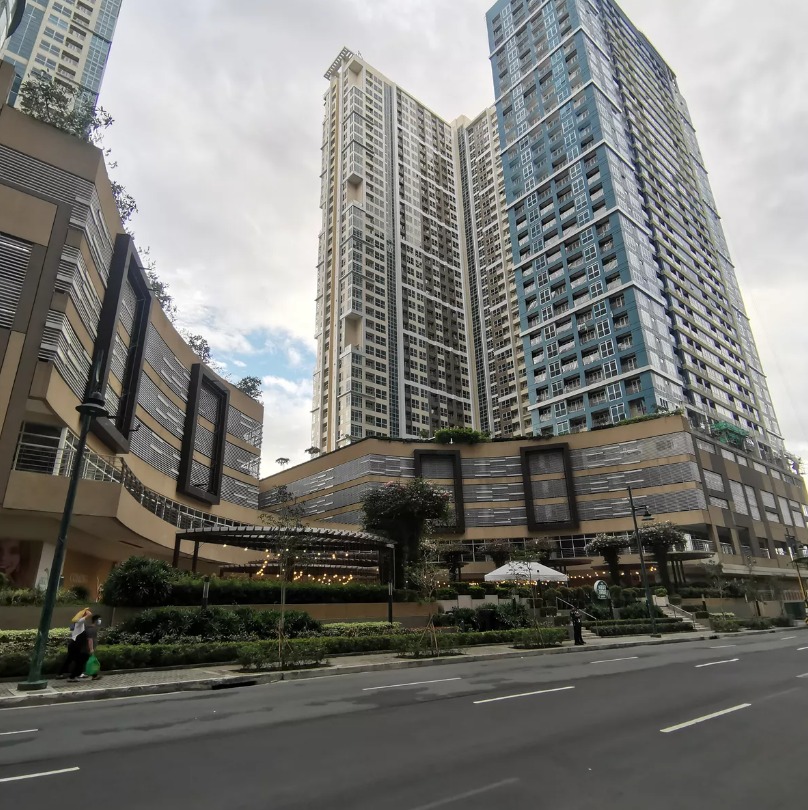 Fully Furnished 2BR Unit for Sale in Time Square West BGC, Property ...