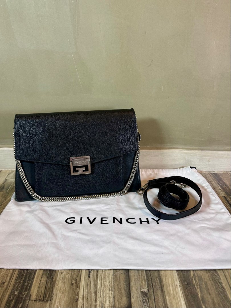 Givenchy GV3 Medium Sugar Goatskin Shoulder Bag Black 手袋 肩背包 斜胯包 腋下包 返工袋, 名牌, 手袋及銀包 - Carousell
