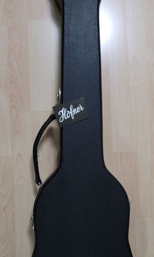 Hofner Bass Guitar, Hobbies & Toys, Musical Instruments on Carousell