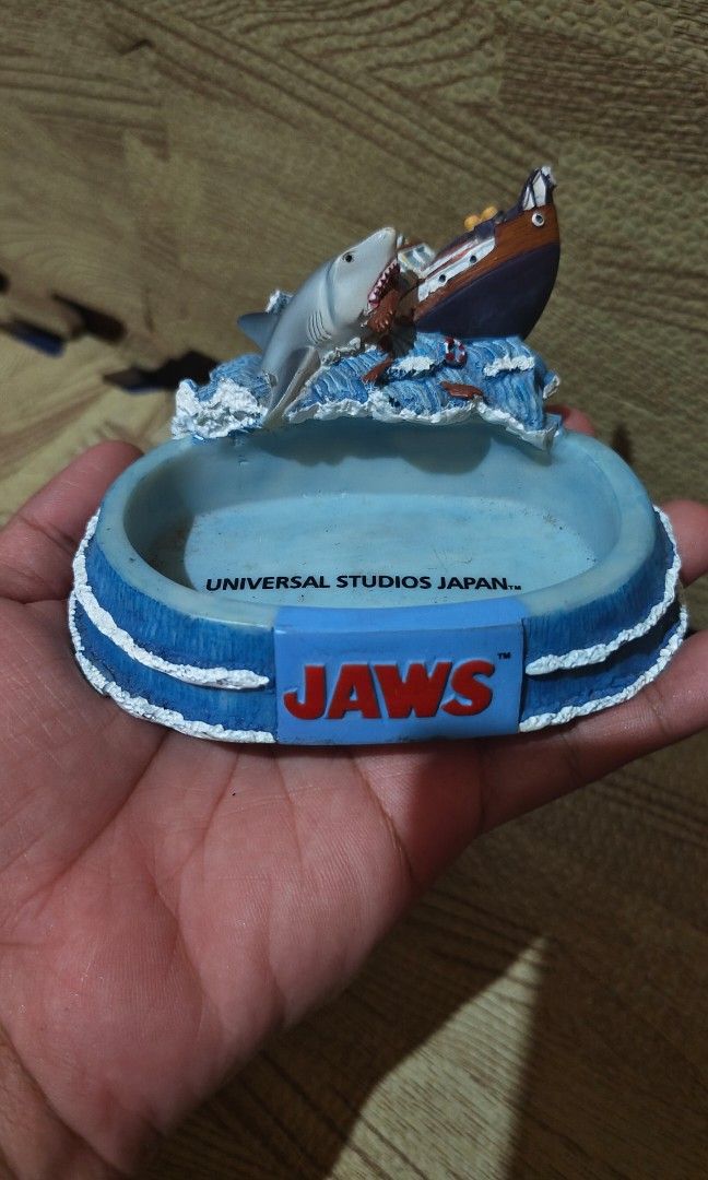 JAWS Figure Tray UNIVERSAL STUDIOS JAPAN, Hobbies & Toys, Memorabilia ...