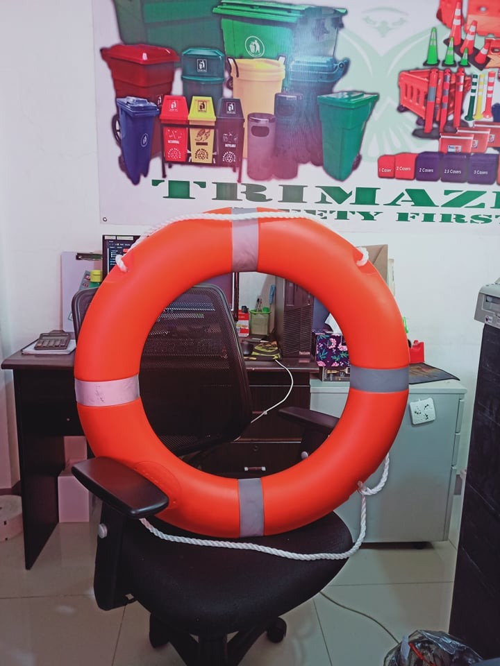 LIFE BUOY RING, Sports Equipment, Sports & Games, Water Sports on Carousell