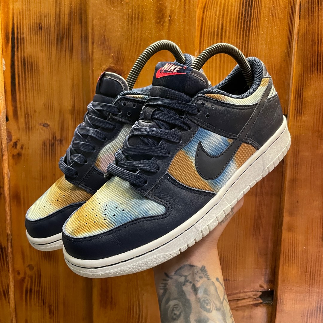 Nike Dunk Low Graffiti, Women's Fashion, Footwear, Sneakers on Carousell
