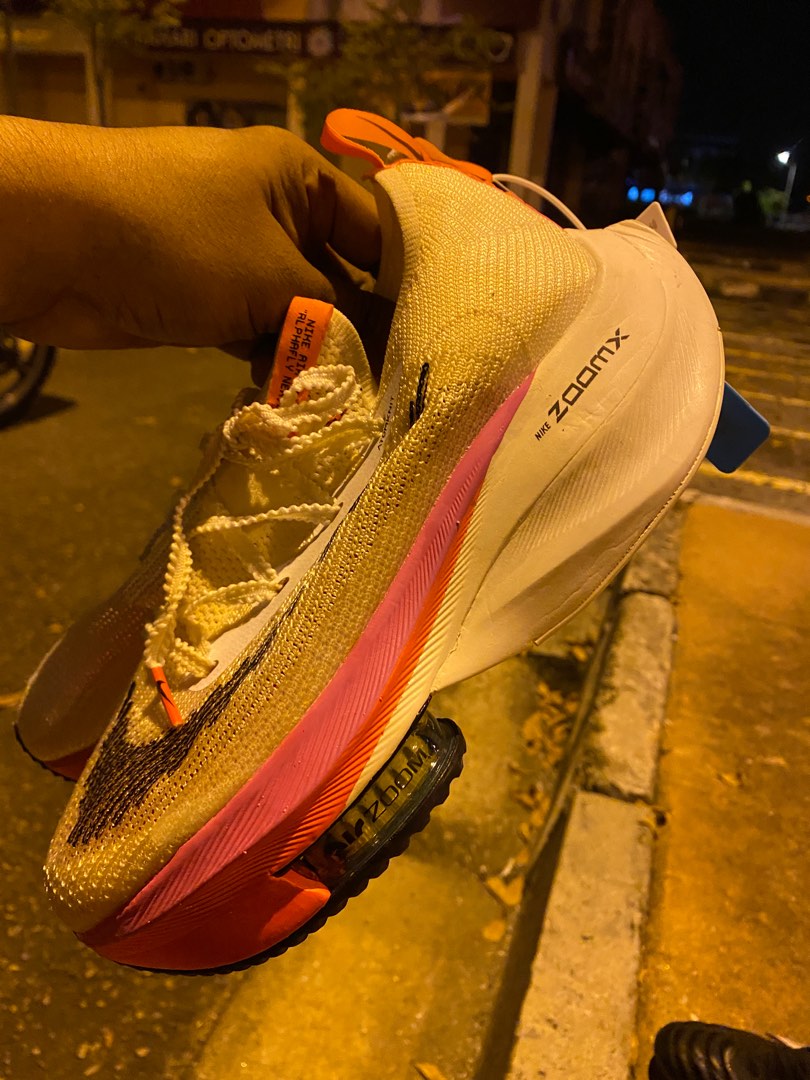 Nike zoom atom knit running shoes, Women's Fashion, Footwear, Sneakers on Carousell