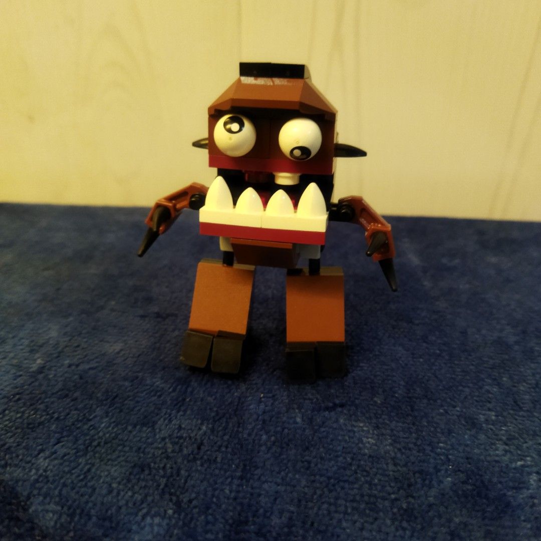 lego mixels chomly