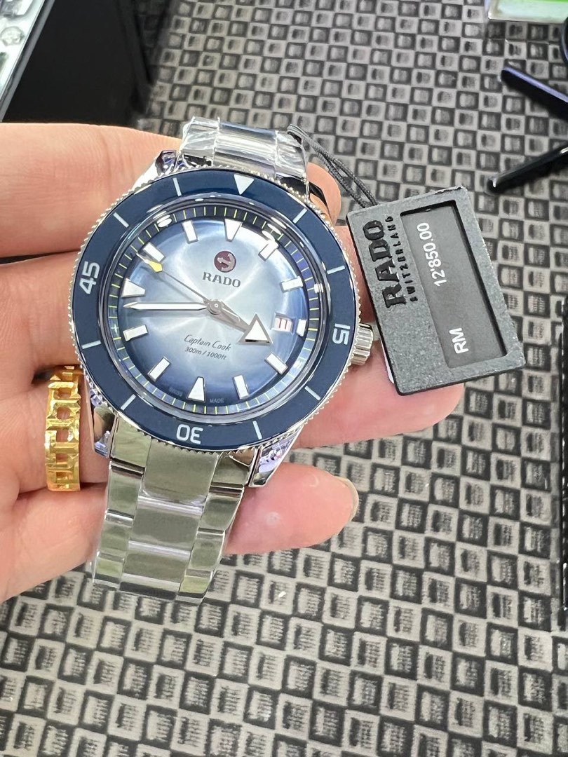 RADO CAPTAIN COOK SWISS MADE AUTOMATIC DIVERS 300M R32154208, Men's ...